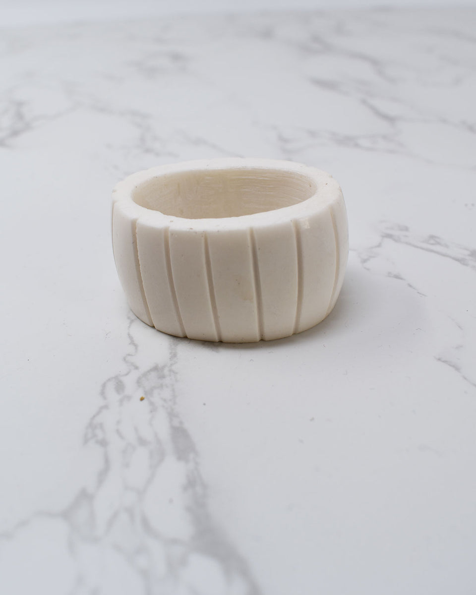 Abraham Bone Napkin Rings (6) – BraveWorks